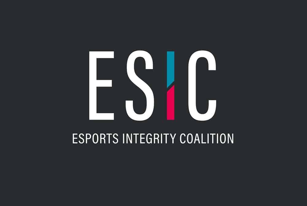 CS:GO Spectator Bug Investigation: ESIC Suspends 37 Coaches