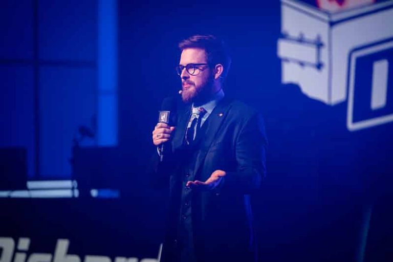 Drakos, His Journey to Becoming the Rap God of the LEC