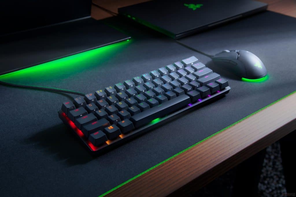 6 Best Gaming Keyboards for Small Hands in 2023