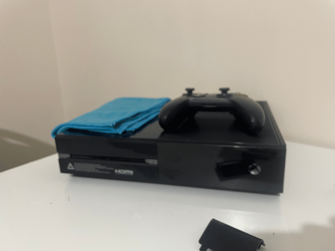How to Clean an Xbox One? (Practical Guide With Images!)